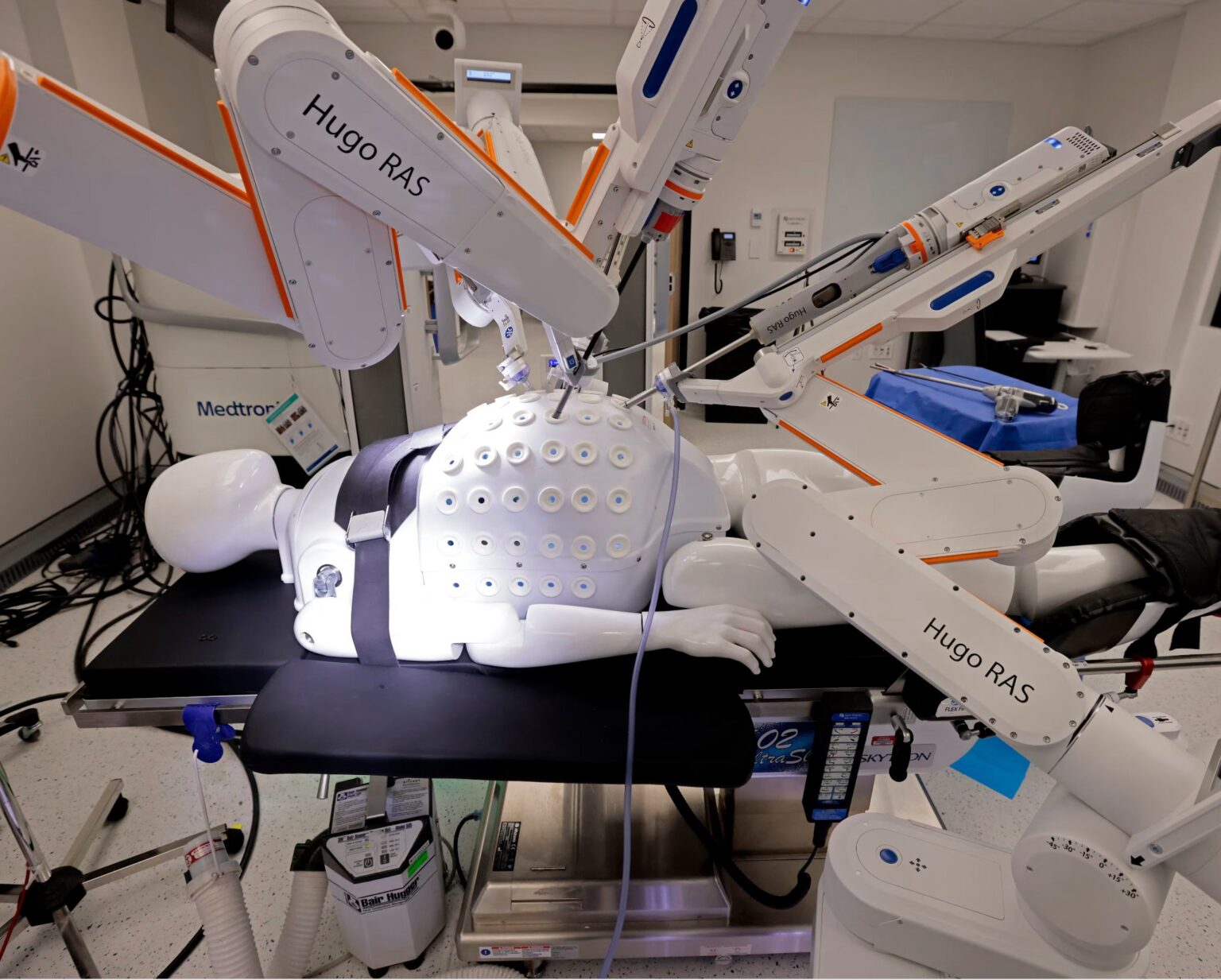Medtronic: su robot Hugo promete revolucionar cirugías urológicas ...